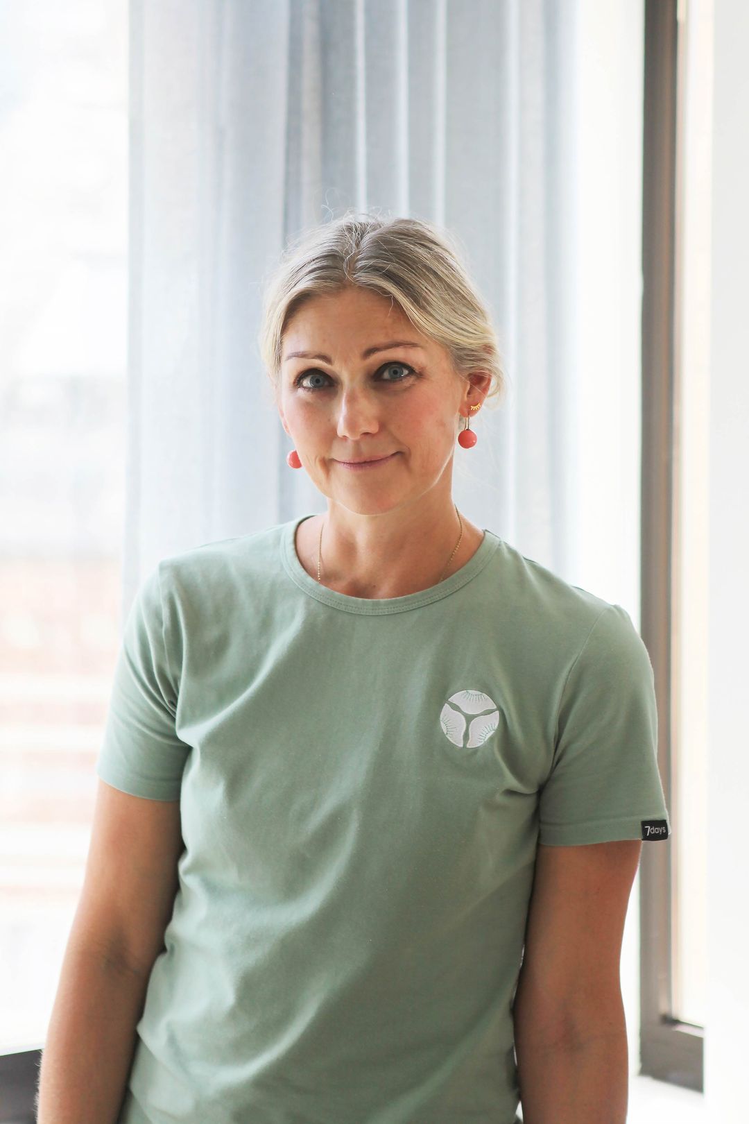 Klinikkens Gynækolog, Jordemoder og Personale